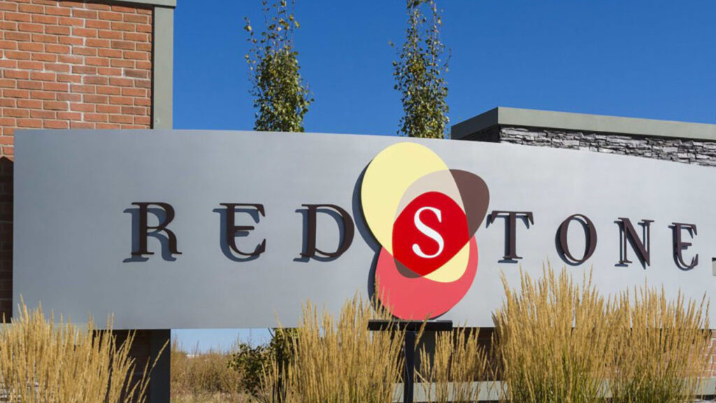 Redstone Market Square - Qualico